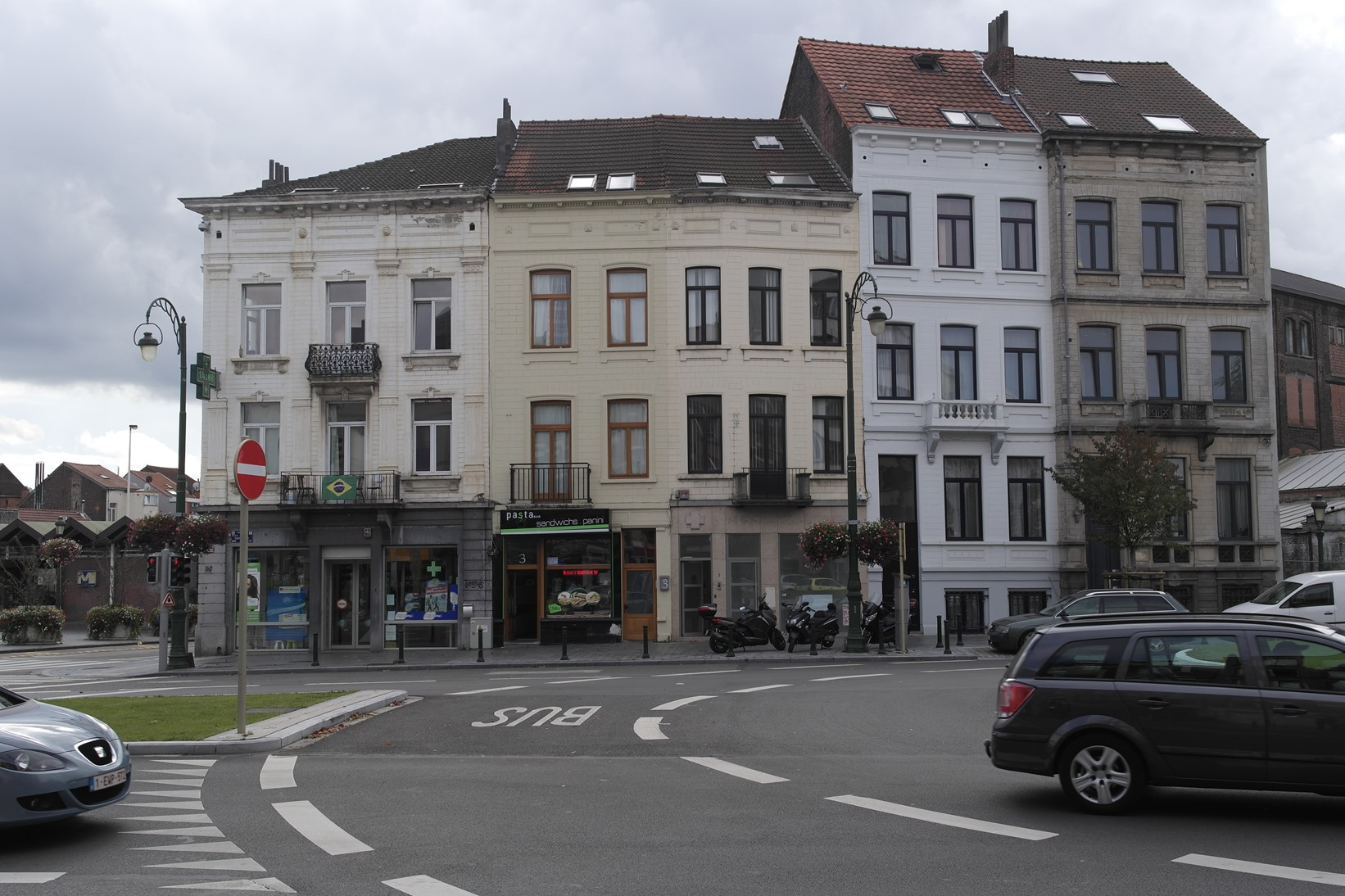 Place Eugène Simonis – Inventaire du patrimoine architectural